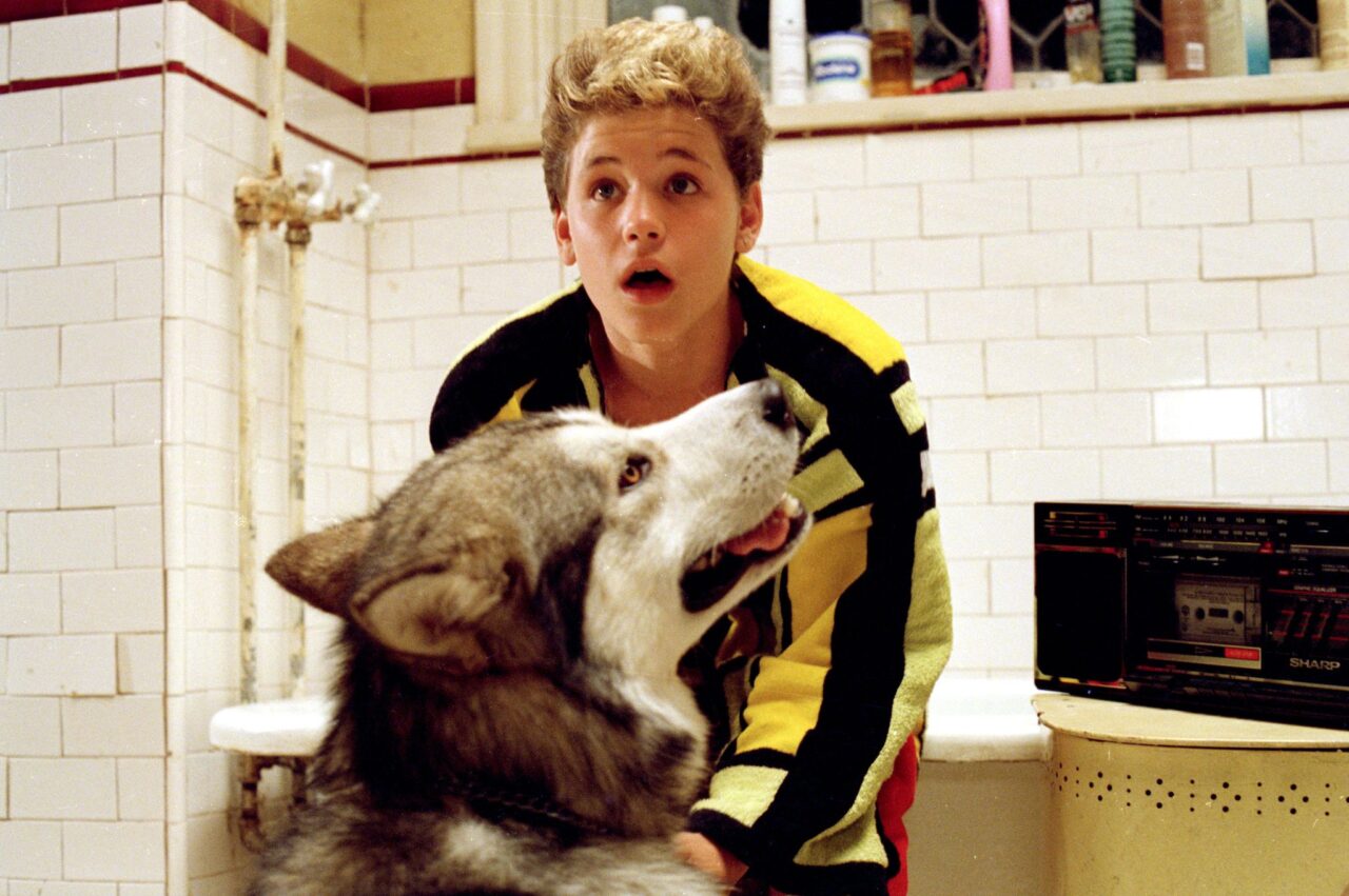"Still an absolute banger" - Iconic 80s Horror Movie Dominates Max ...