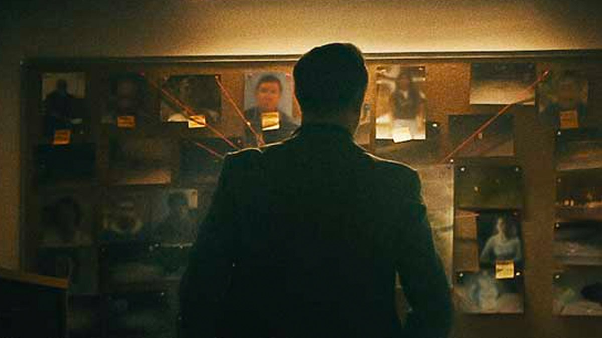 The #1 Documentary On Netflix Tackles The Most Infamous Serial Killers ...