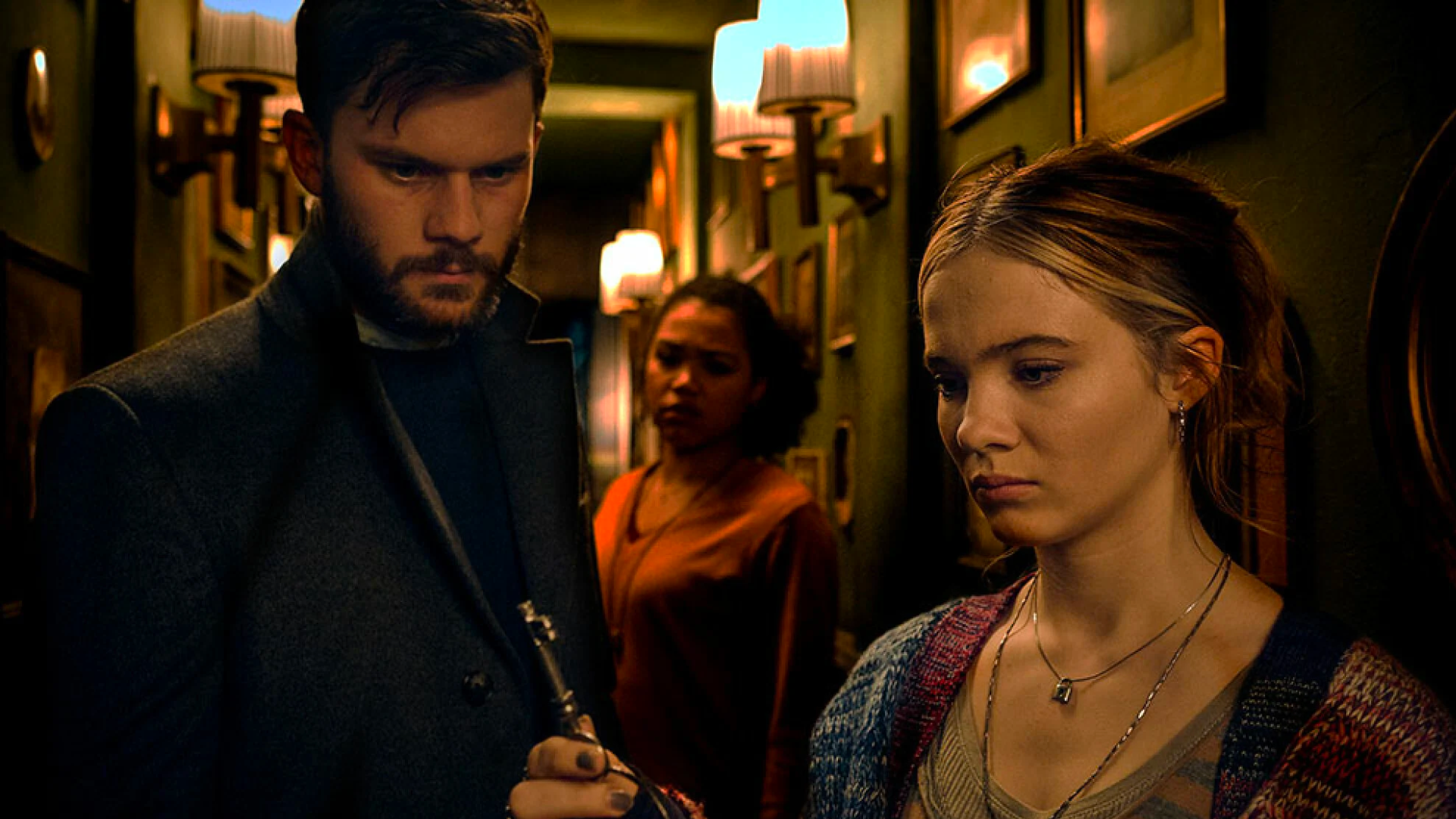 'Baghead' Review: Nothing New In This Piece Of Grief Horror