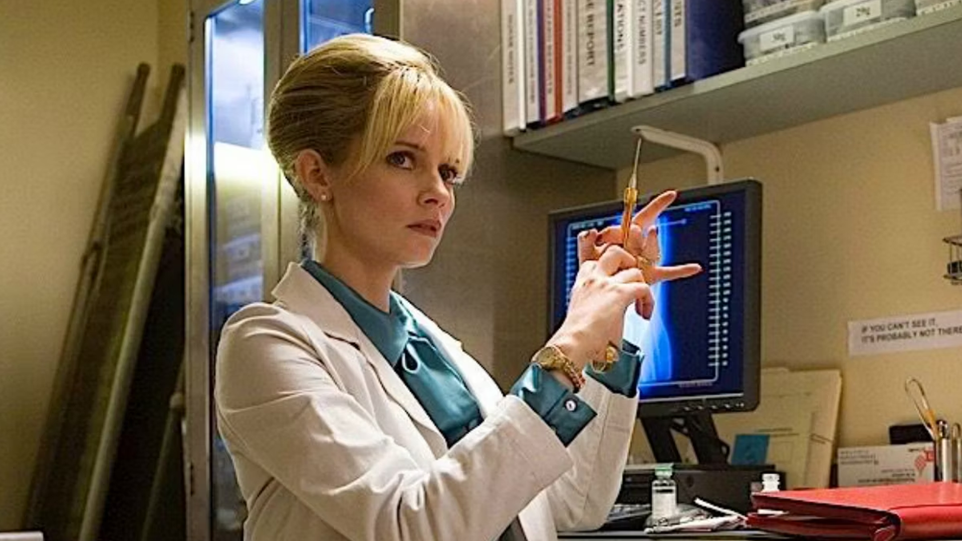 The Power Of Dr. Dakota Block in 'Planet Terror' [The Lone Queer]